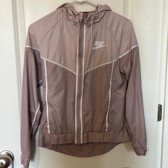 Nike | Jackets & Coats | Nike Light Pink Windrunner | Poshmark
